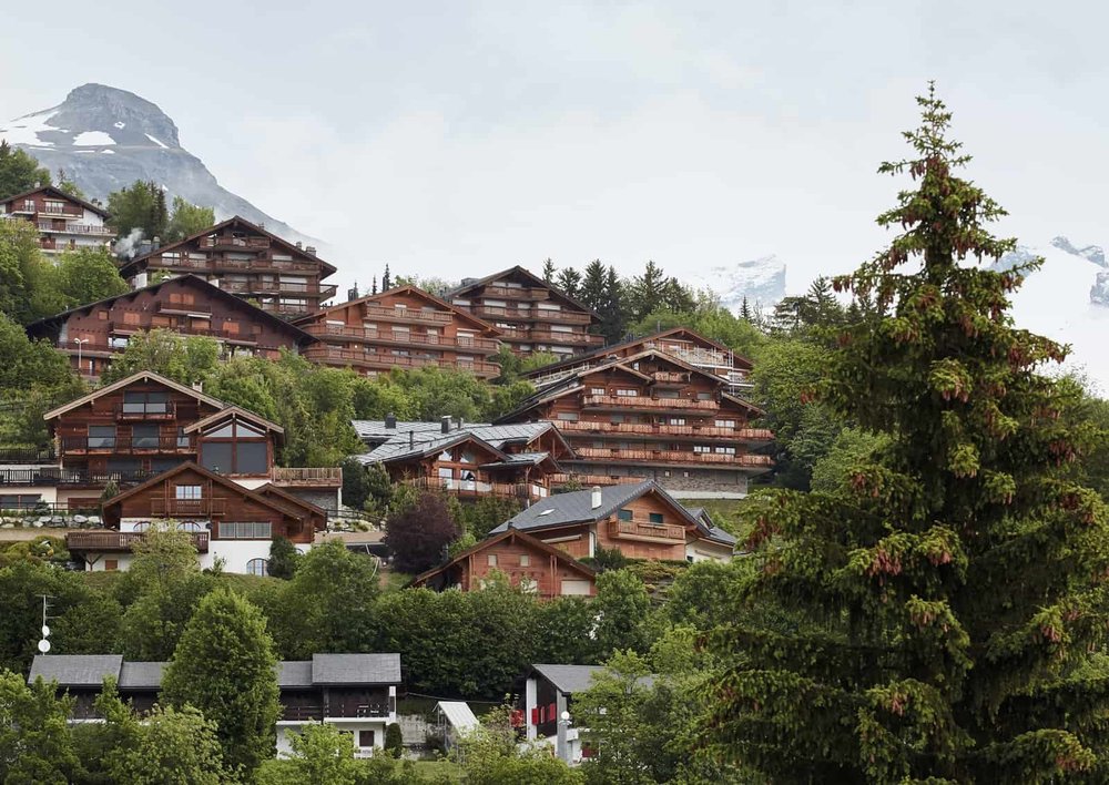 Les Roches Global Hospitality Education Summer Program — Swiss Camps