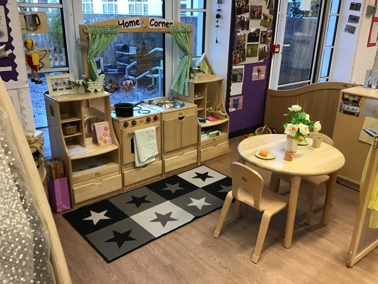 General 6 — Cardross