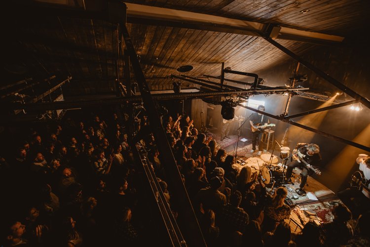 What's On — Strings Bar & Venue