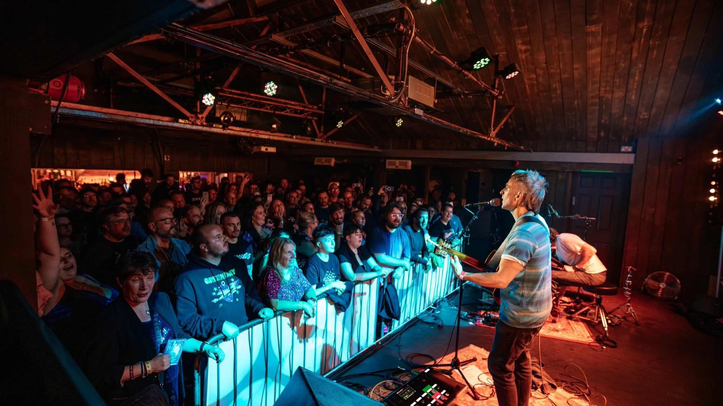 Calendar — Strings Bar & Venue