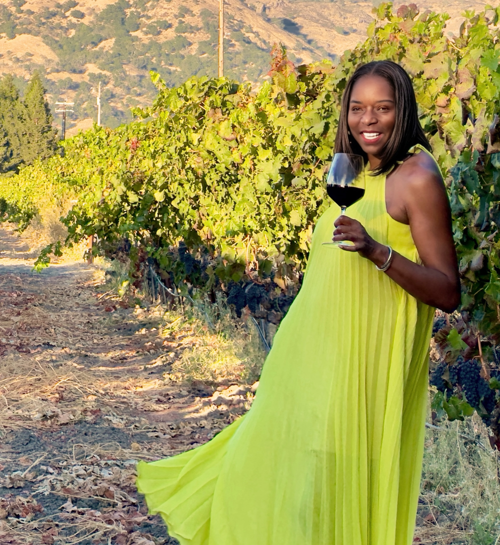 https://www.kellyecarter.com/bio
