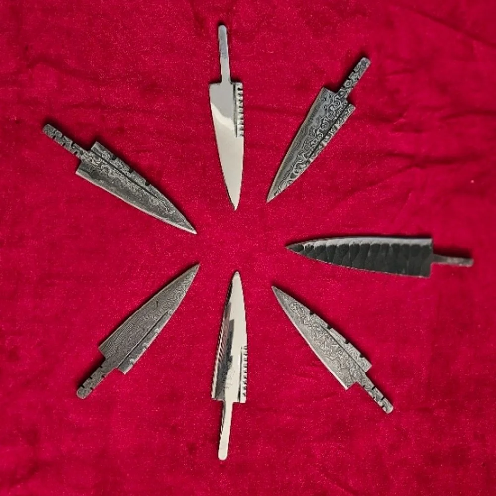 Materials — Fergus Sgian Dubh