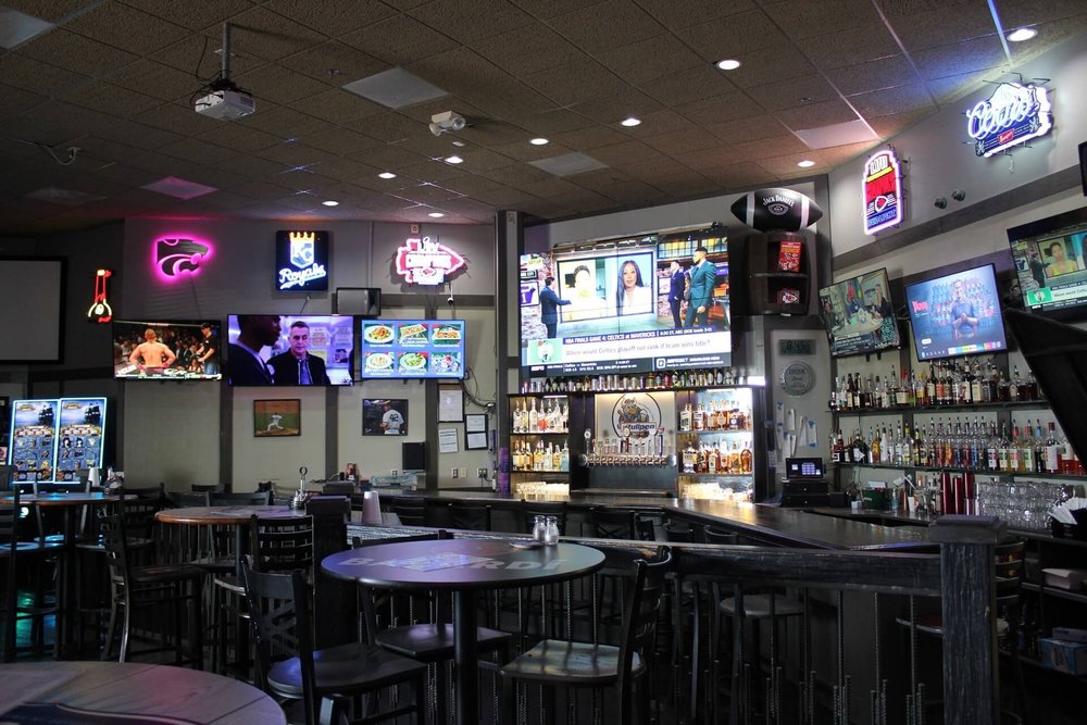 The Bullpen Bar & Grill