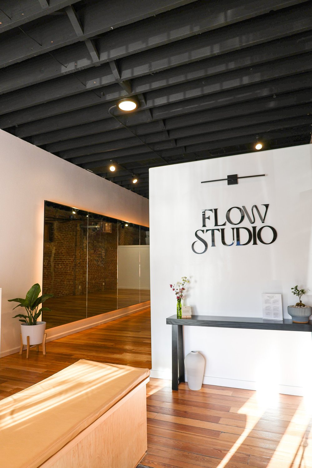 FLOW STUDIO