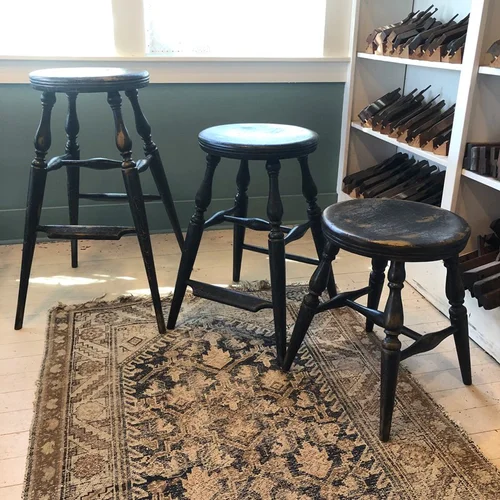 Windsor Stools — Windsor Chairmakers