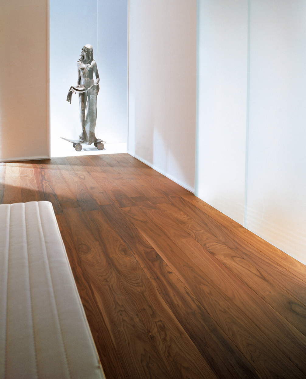WALNUT USA sanded // natural oil — mafi