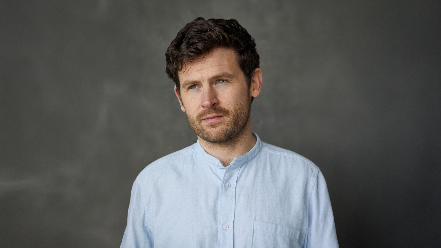 About — George Lewis