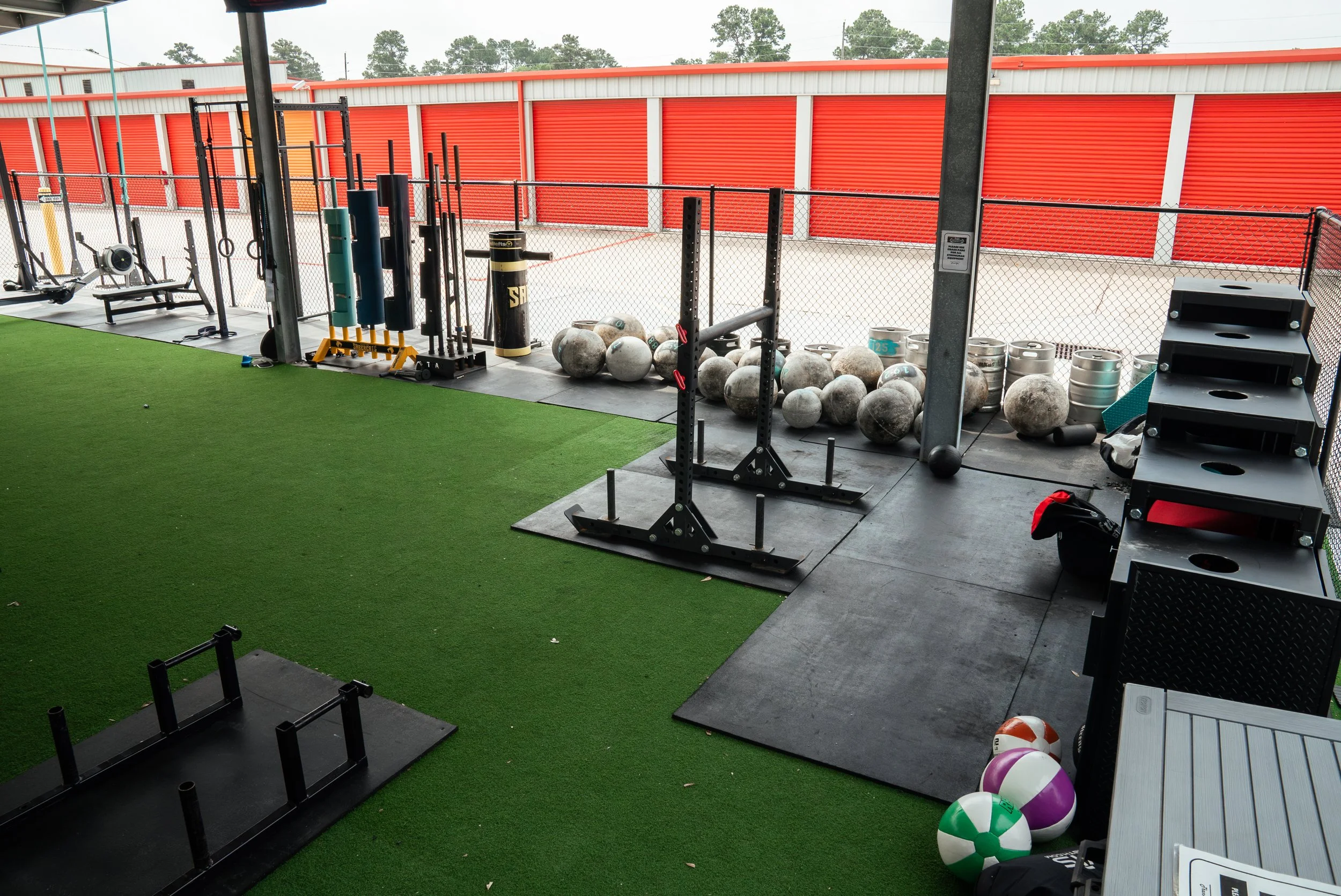 Rise Gym HTX | Strength Training, Pickleball, and Fitness Redefined
