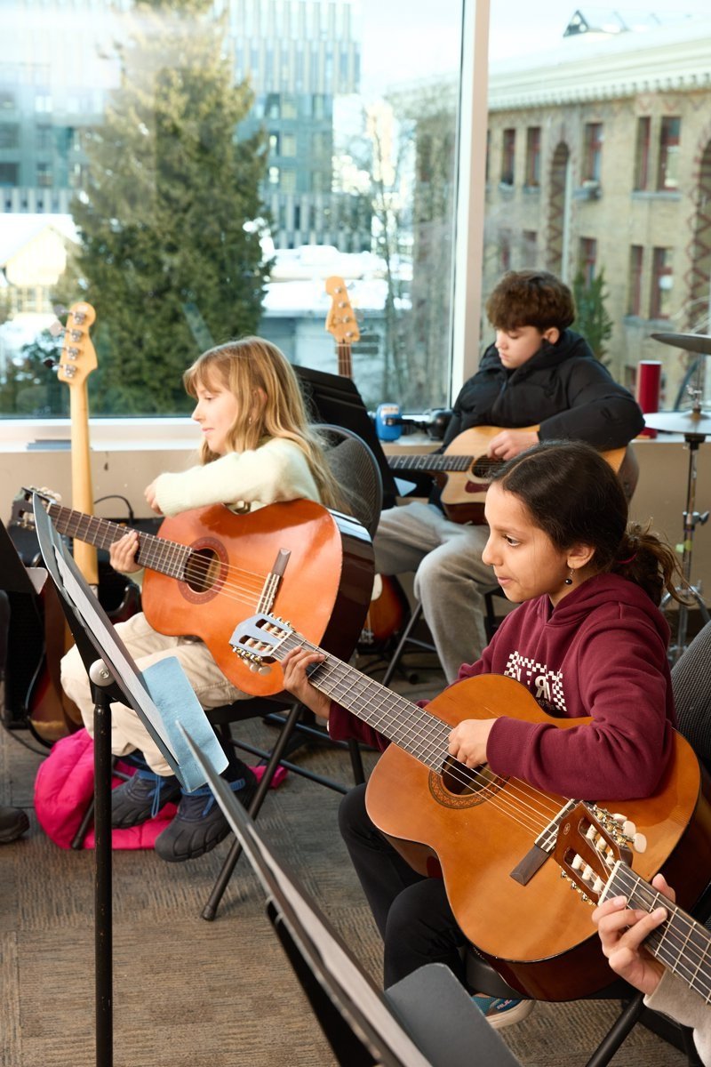 Contact 1 — Sarah McLachlan School of Music
