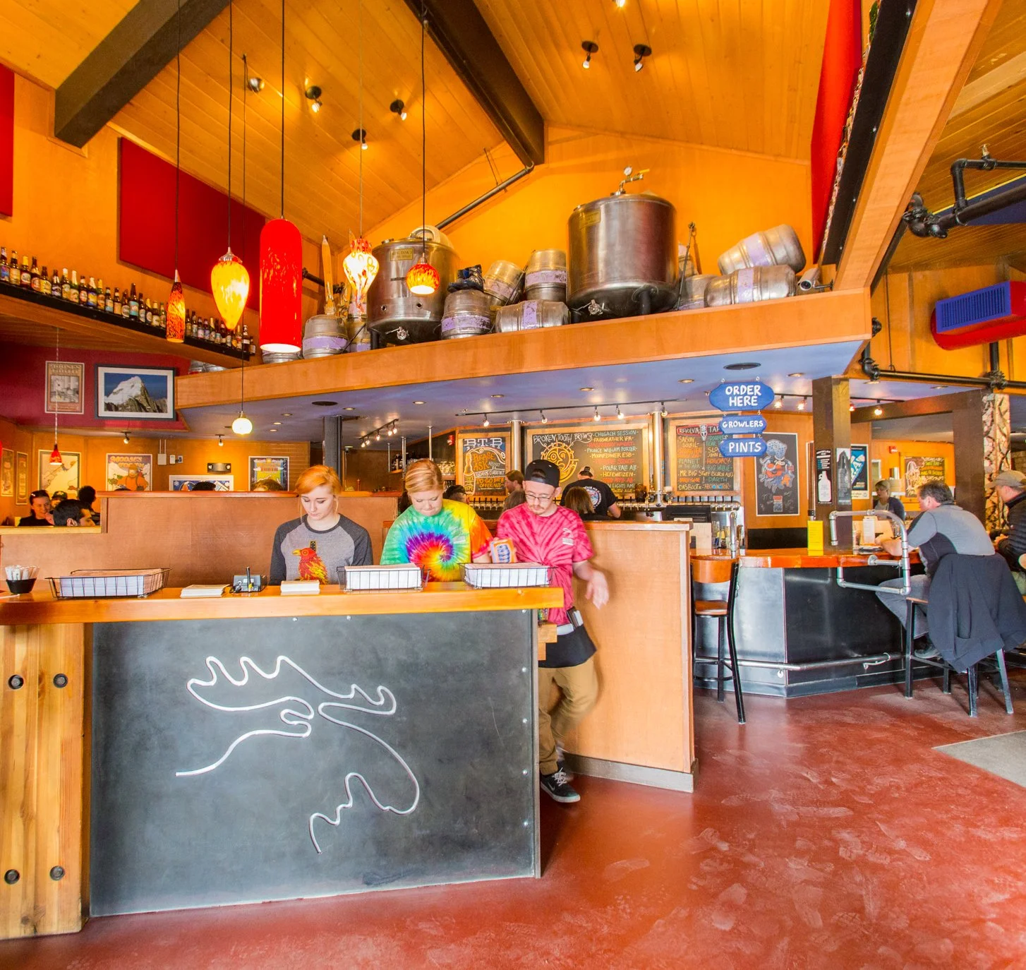 Home2 — Eye Tooth Tavern & Eatery | Anchorage, AK