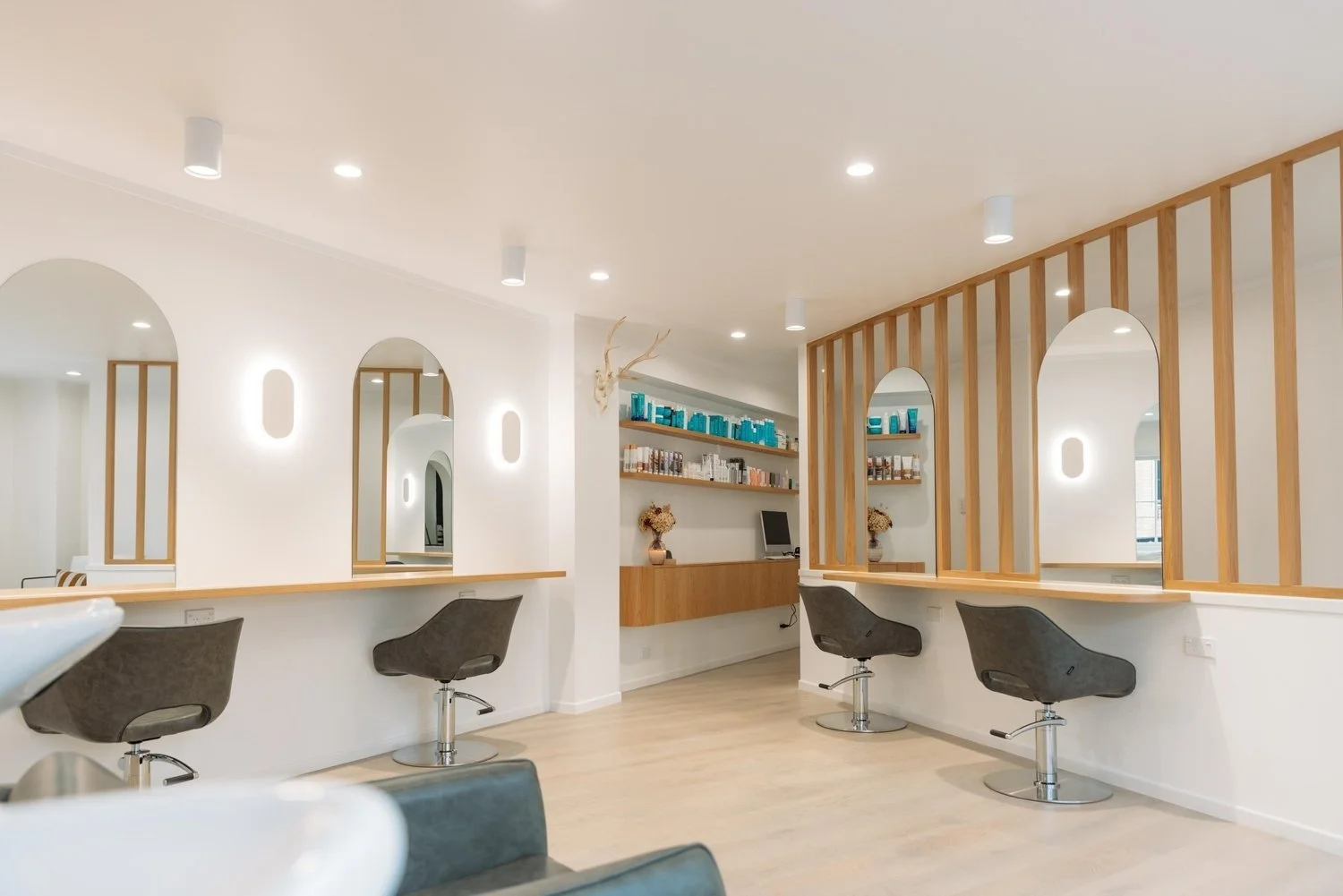HEALTHCARE & WELLNESS — BUILD