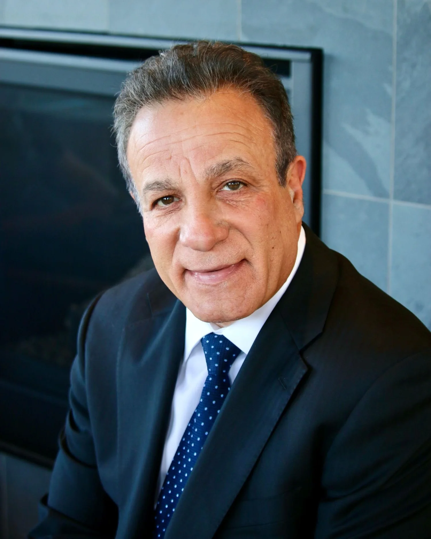Dr. Shaul Gabbay | Expert Witness for Immigration Cases