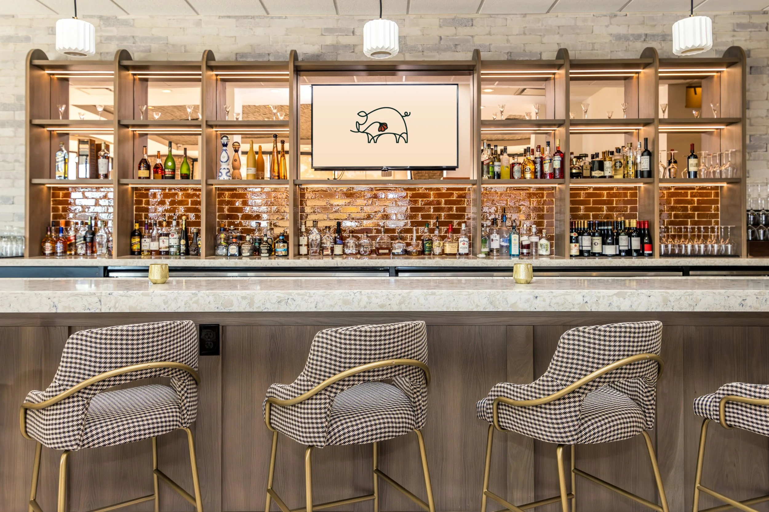 Pennyflower | American Bar and Bistro