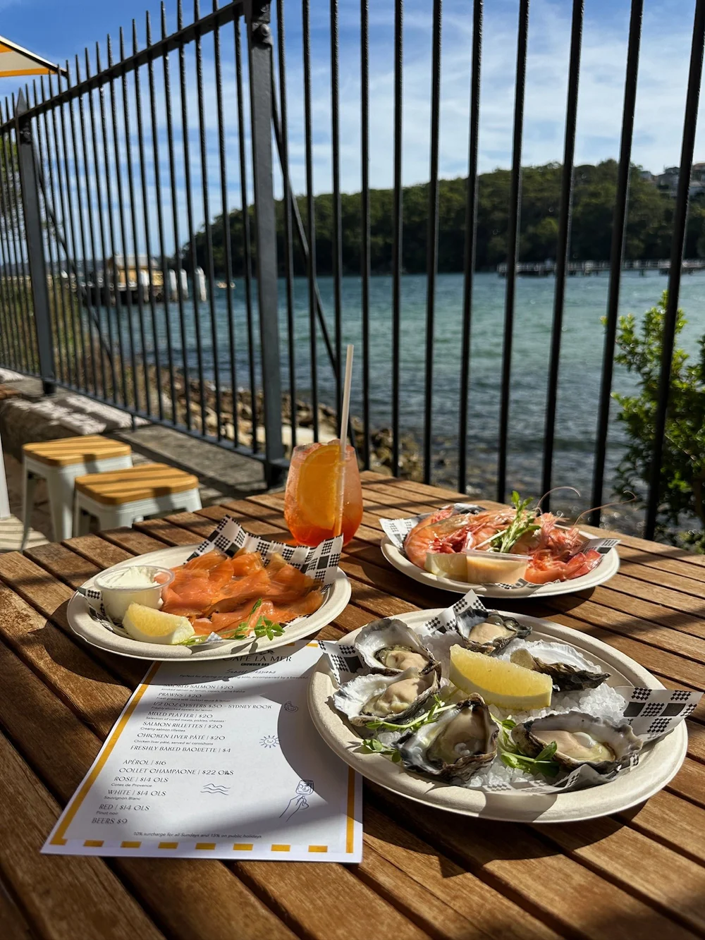 Cafe La Mer