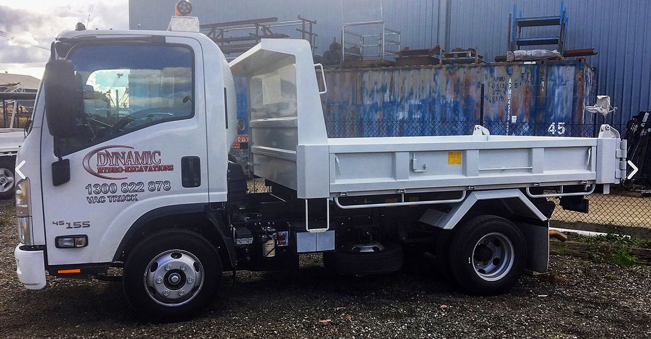 TIP TRUCK — Dynamic Excavations