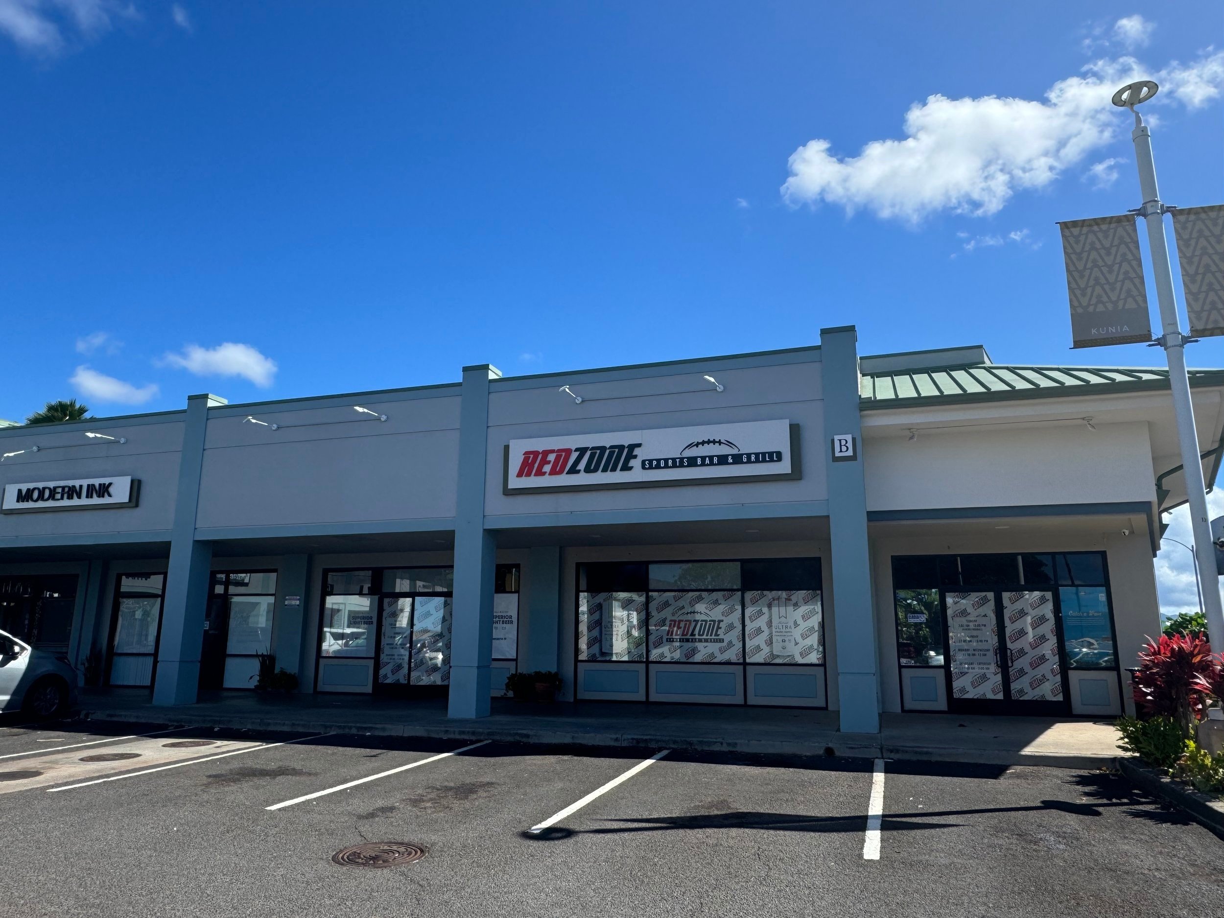 Red Zone Sports Bar & Grill