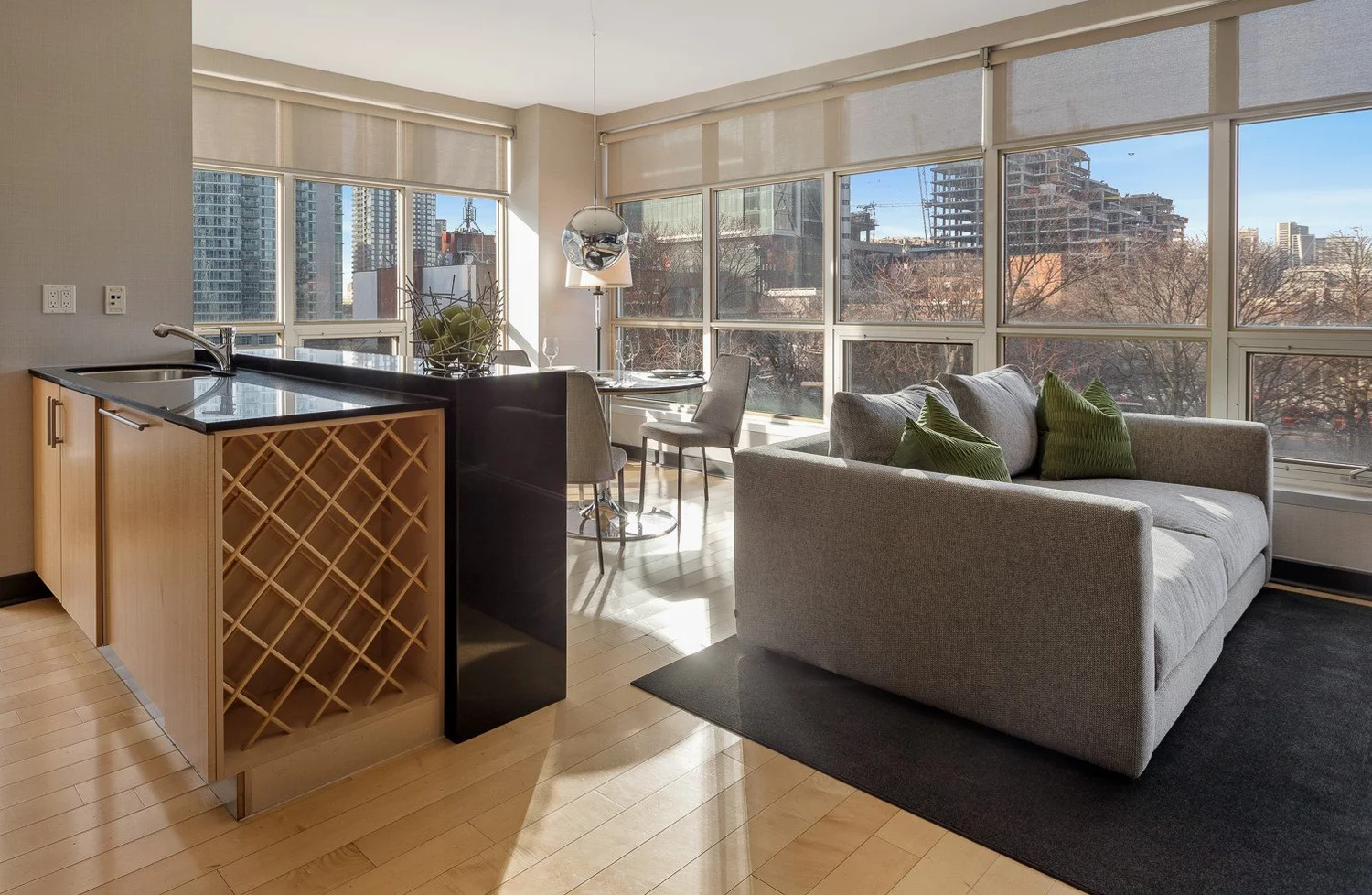 SoHo Residences Toronto - Luxury Serviced Apartments