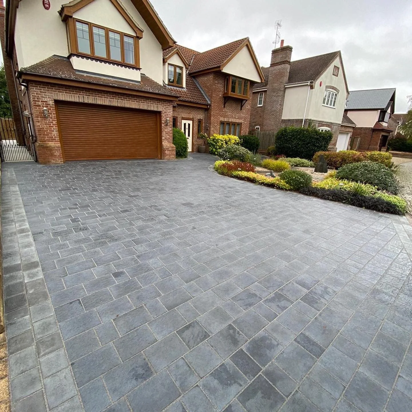 Driveways | Habitat Landscapes