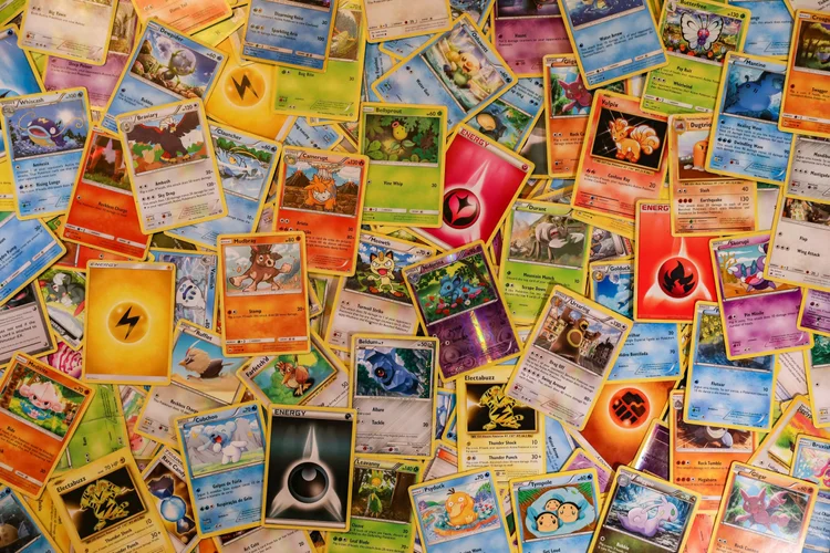 How to Organize Pokémon Cards Effectively
