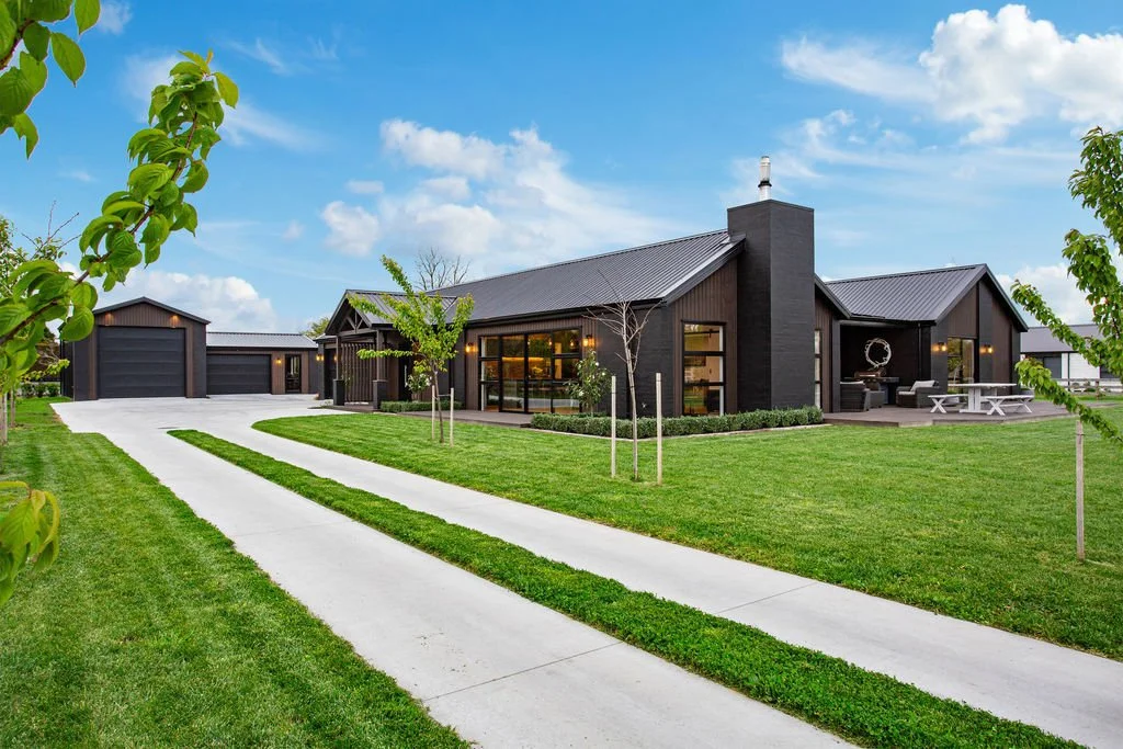 Luxury Sheds and Garages in Cambridge | MDB Homes — MDB Homes ...