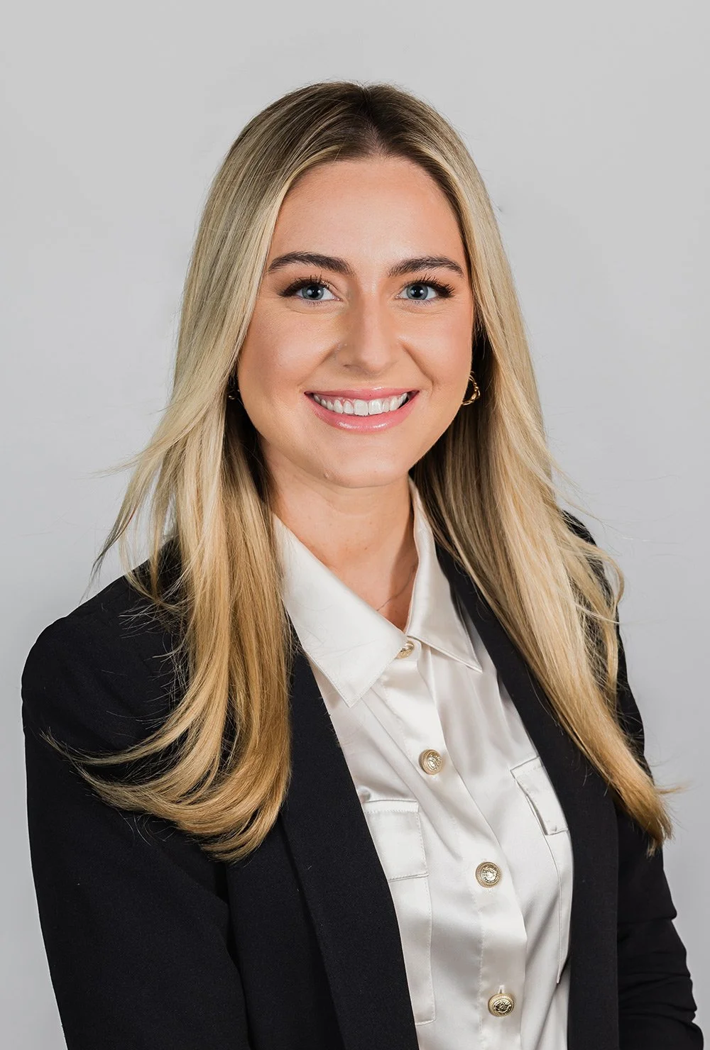 Lindsay Sales — HAYES & THOMAS