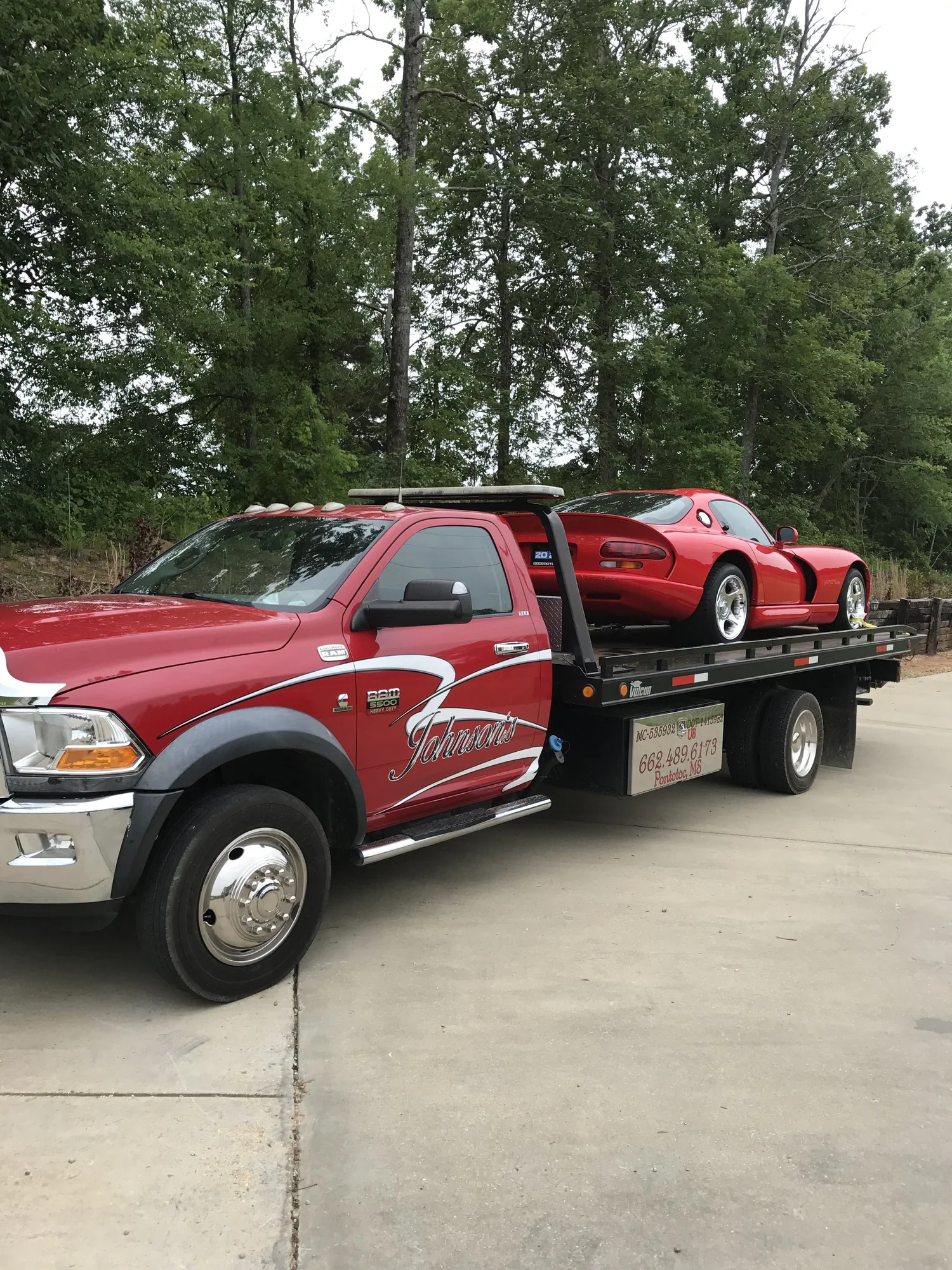 Johnsons Wrecker Service I 24/7 Emergency Towing