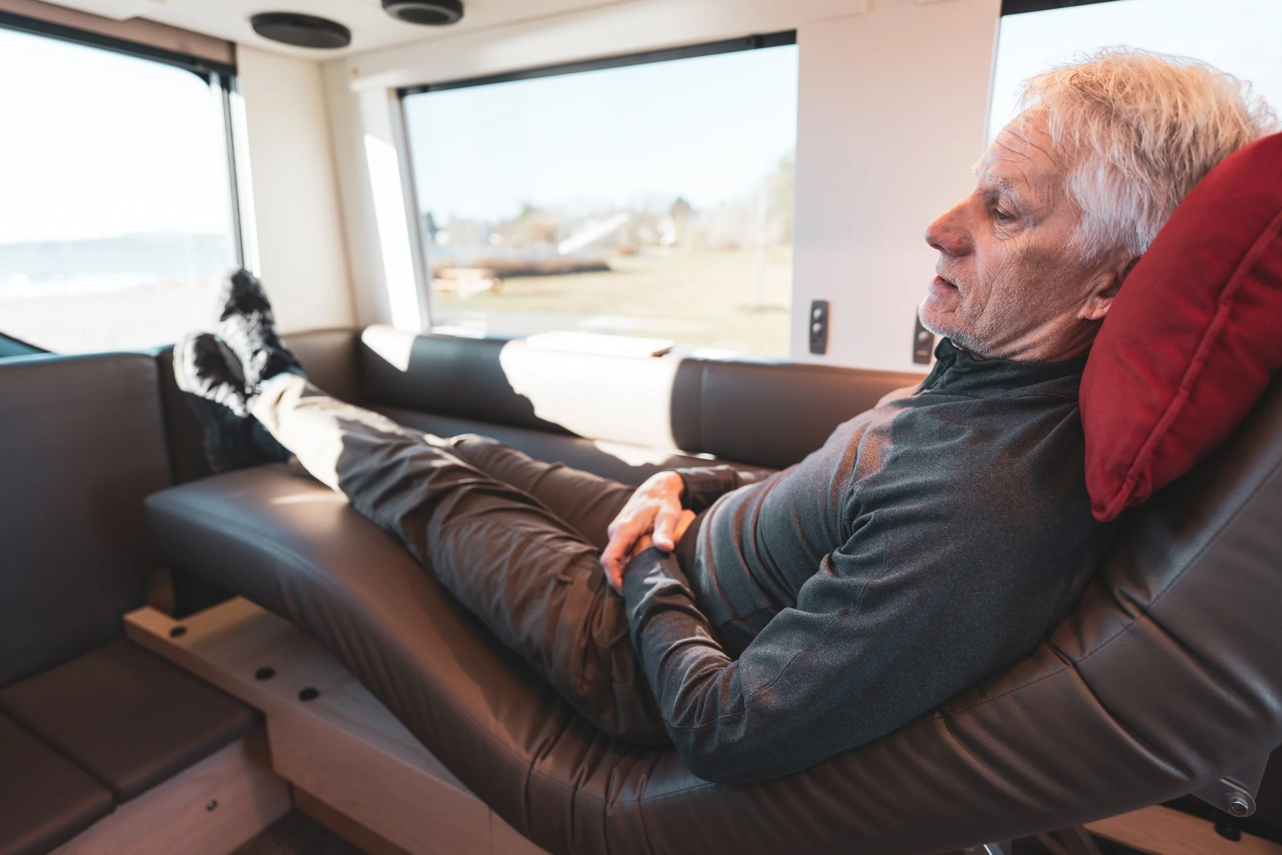 CosyRoad 170 — Coastline Vans