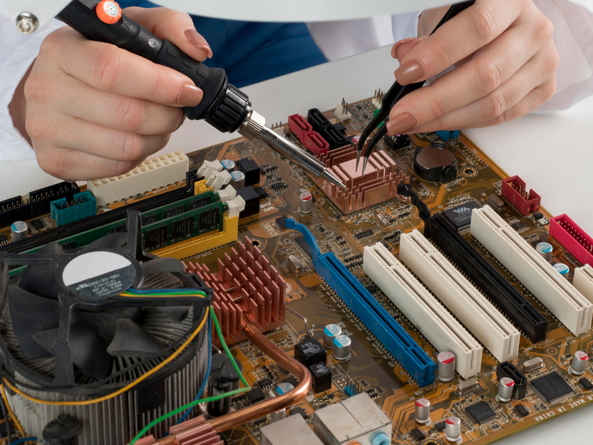 What Is Contract Manufacturing? Types and Process Guide — Arrival ...