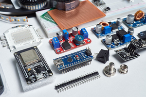 Sourcing Electronic Components with Confidence and Quality — Arrival ...