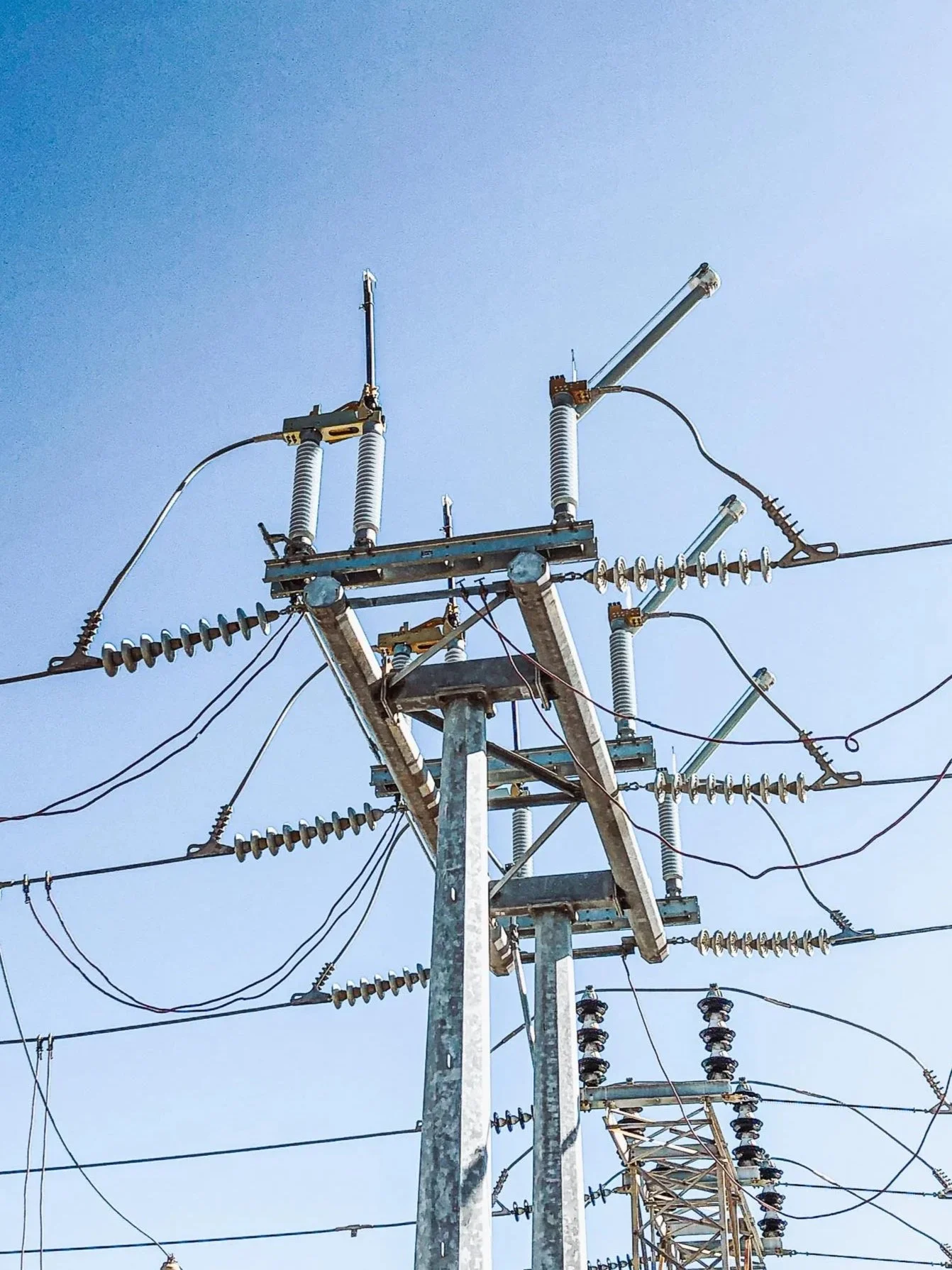 Vertical Break for Substation — SEECO - Southern Electrical Equipment ...
