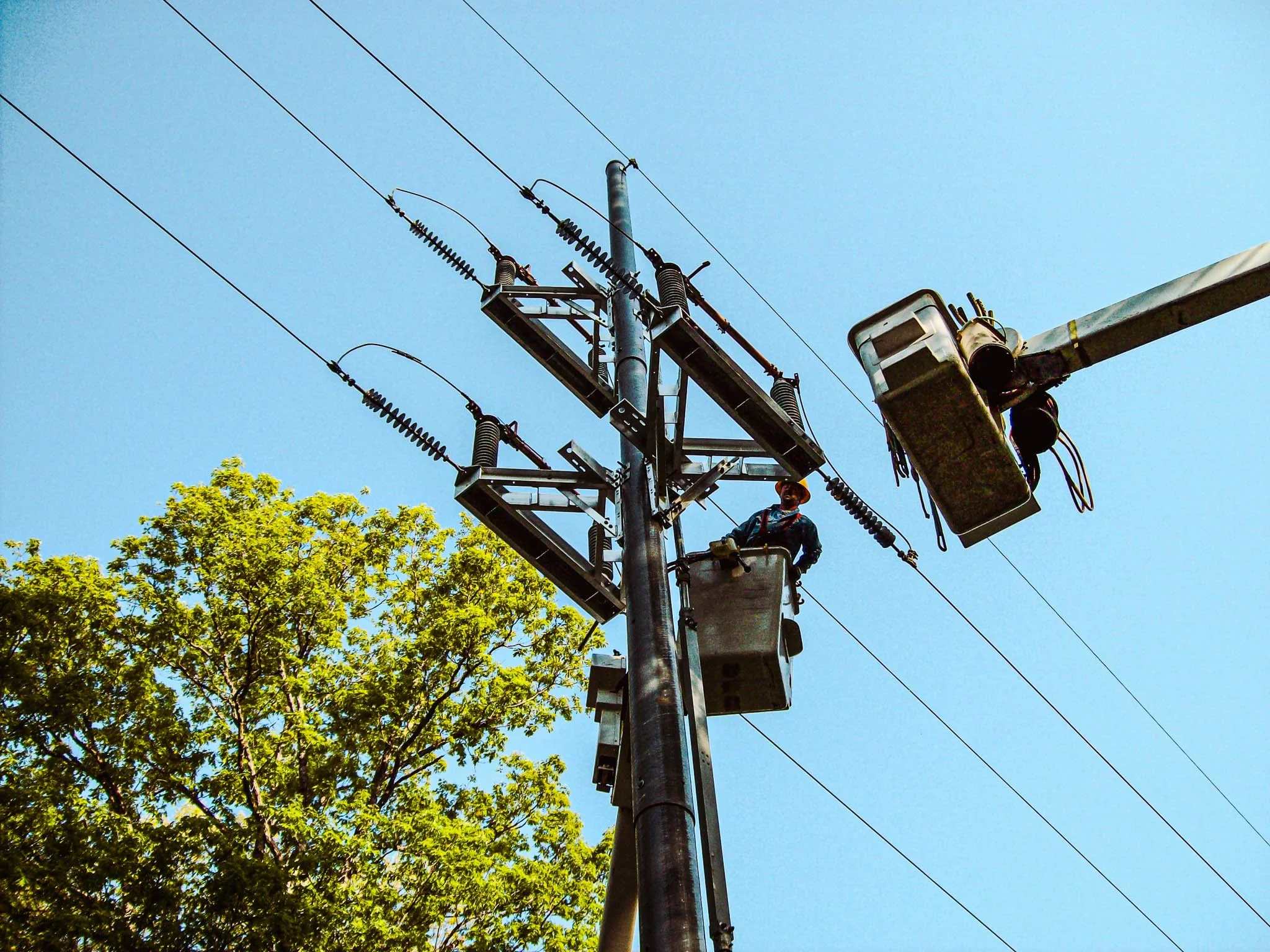 Installations — SEECO - Southern Electrical Equipment Company