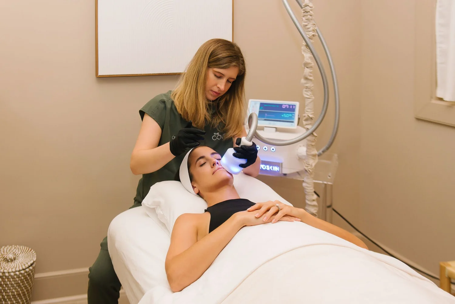 Neveskin — The Covery