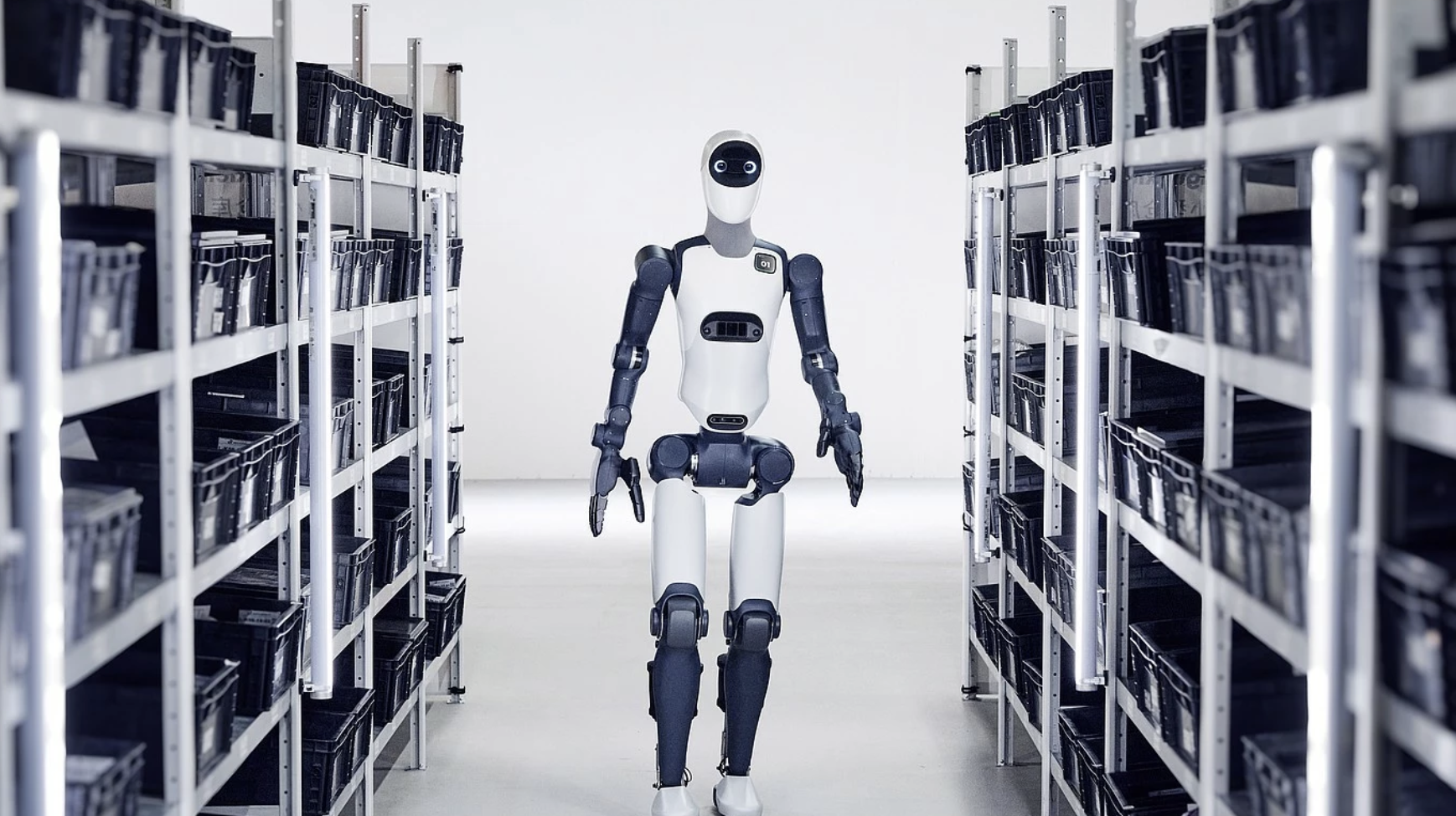 Humanoid Robots Are Entering Their Self-Building Era — HouseBots