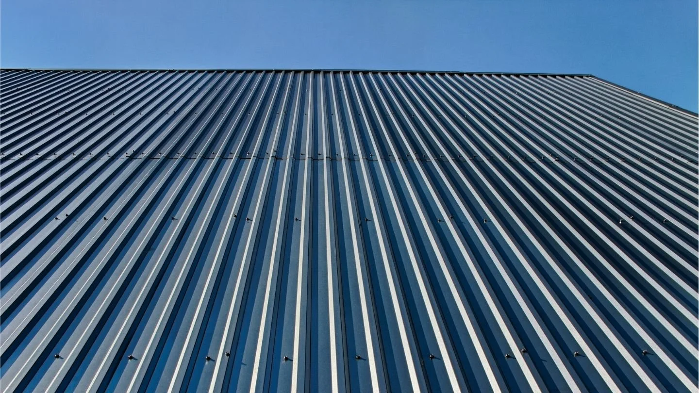Metal Roof Commercial Buildings: Top Benefits Revealed — Commercial ...