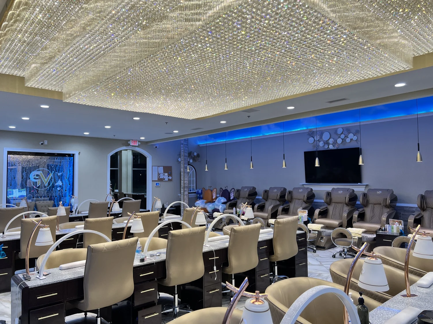 VPro Nail Spa