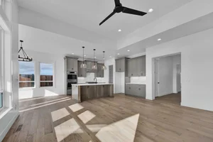 Valor — Shadow Mountain Homes