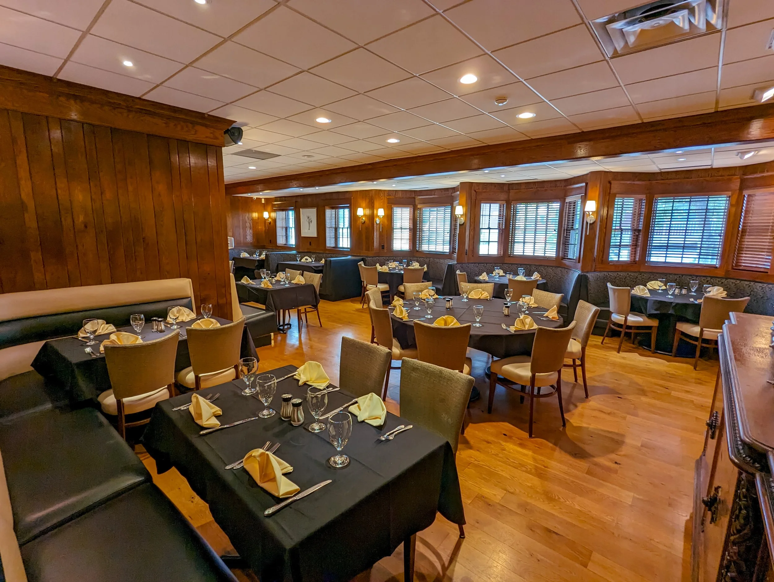 Private Dining | Book Your Special Event — Lake Elmo Inn Restaurant