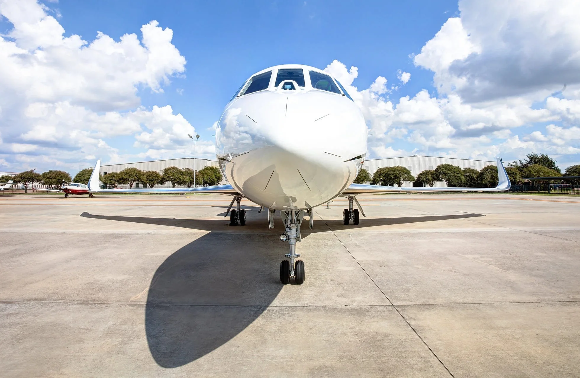Falcon 2000 — Lucinda Loya Interiors