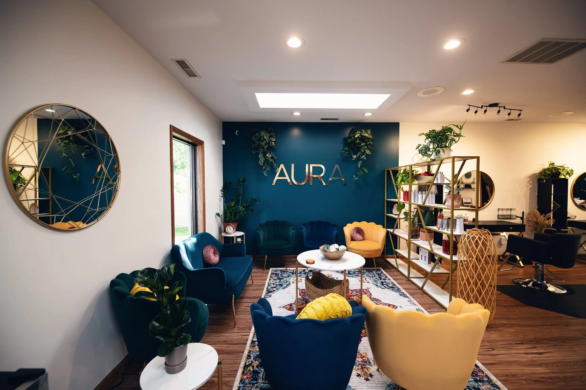 Aura Beauty Lounge FW