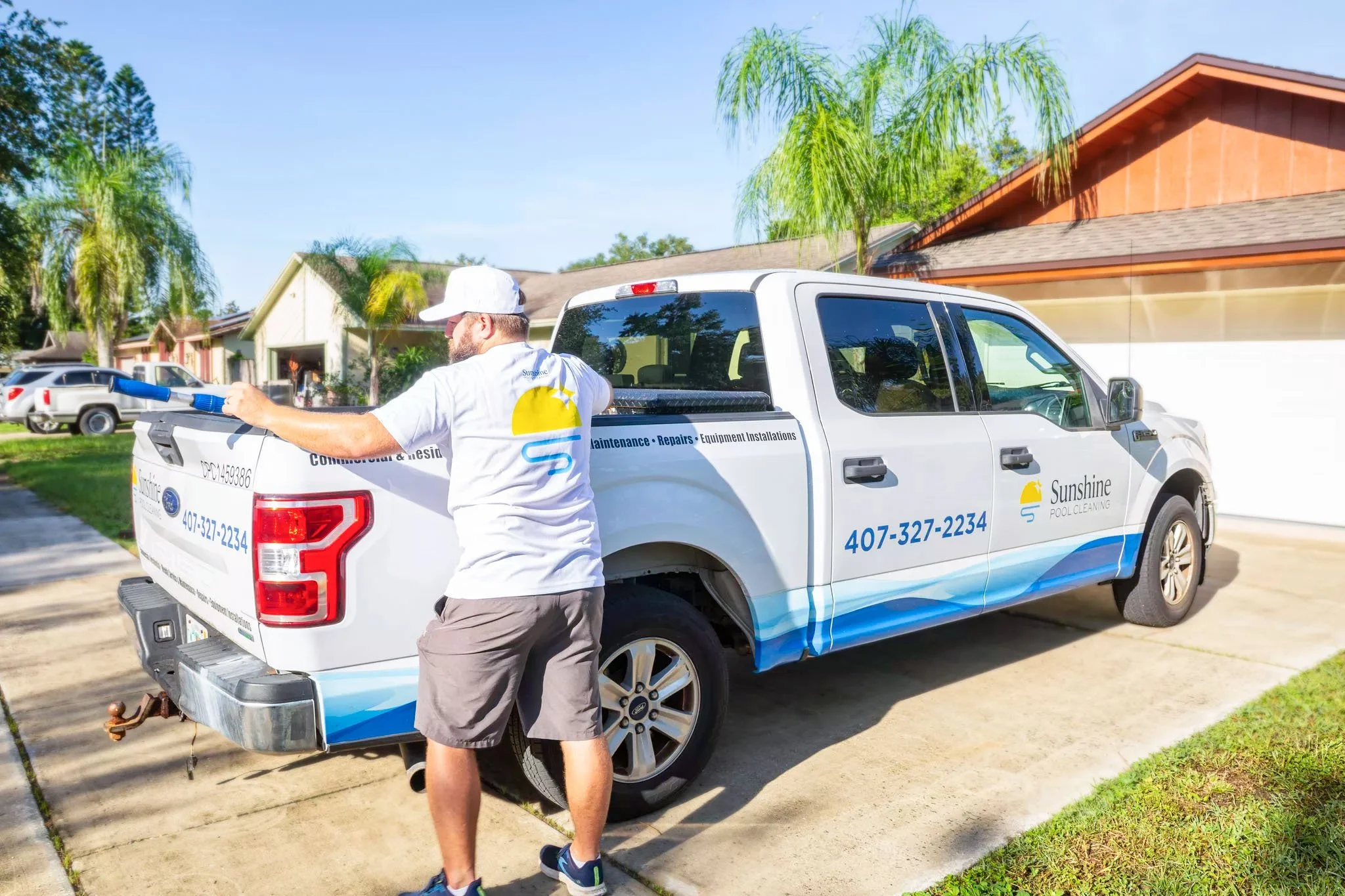 Sunshine Pool Cleaning | Orlando's Maintenance & Repair Professionals