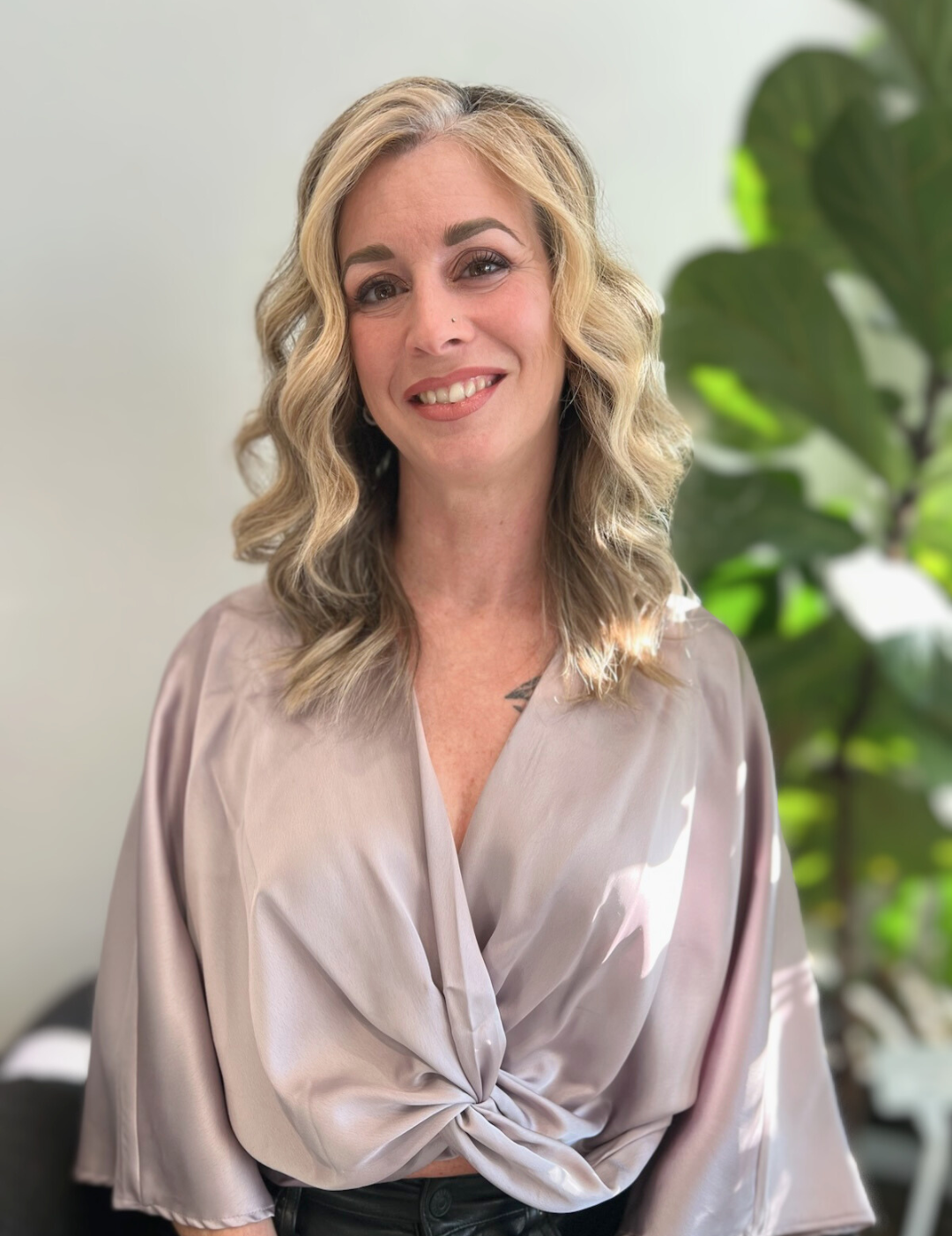 ABOUT — rose on bloom salon