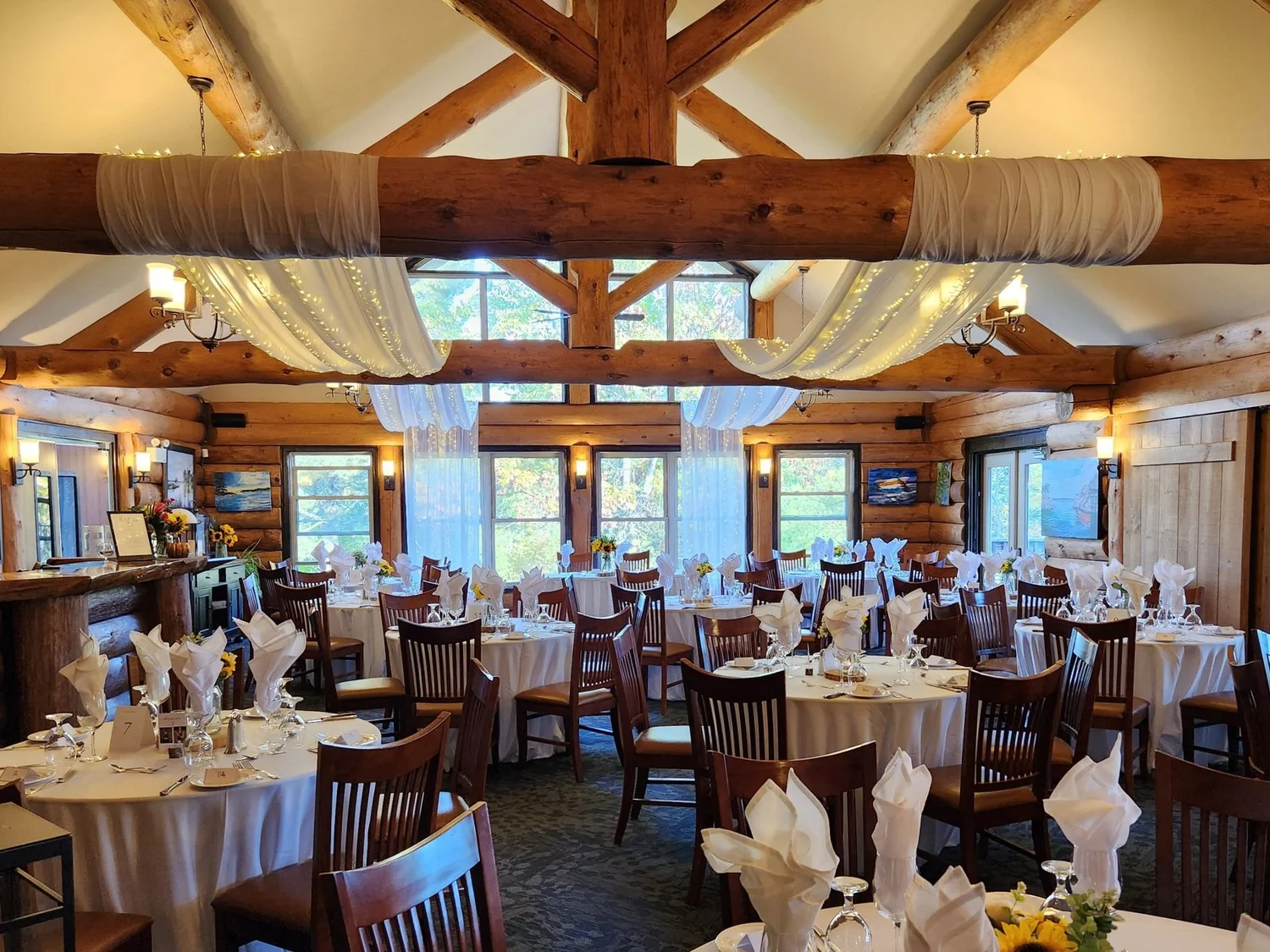 Log Cabin Inn | Book Your Visit Today