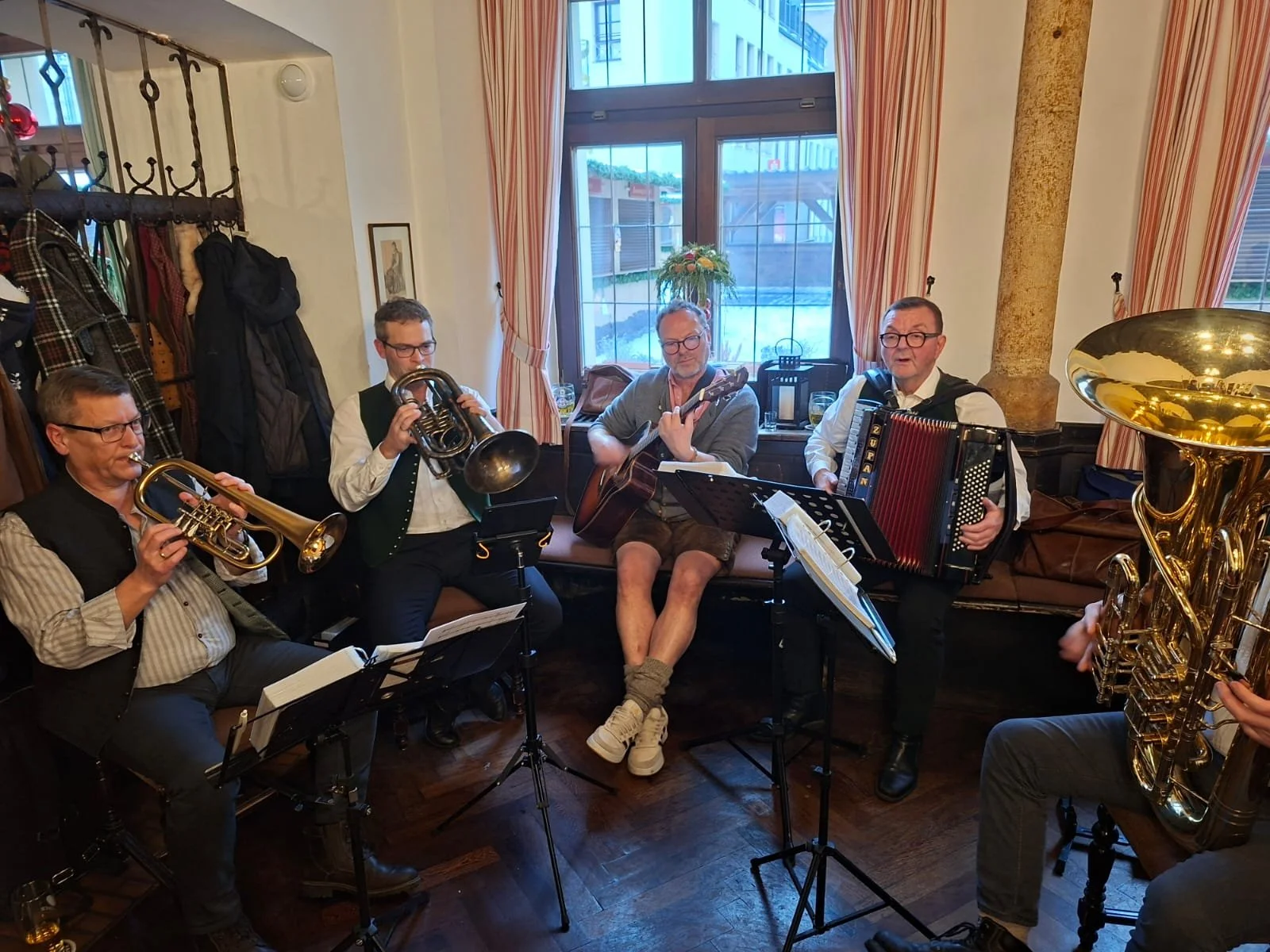 Zenzi sagt: Weinholzner wirds! — Wolfgang Engel