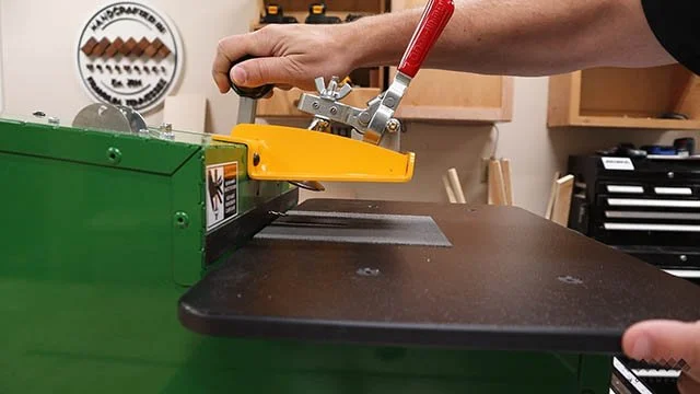 Build Wall Cabinets: perfect for kitchens (plans available)