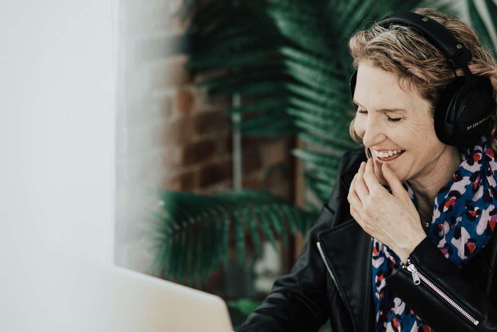How to Become a Voice Actor: A Step-by-Step Guide — Lauren Bandman ...