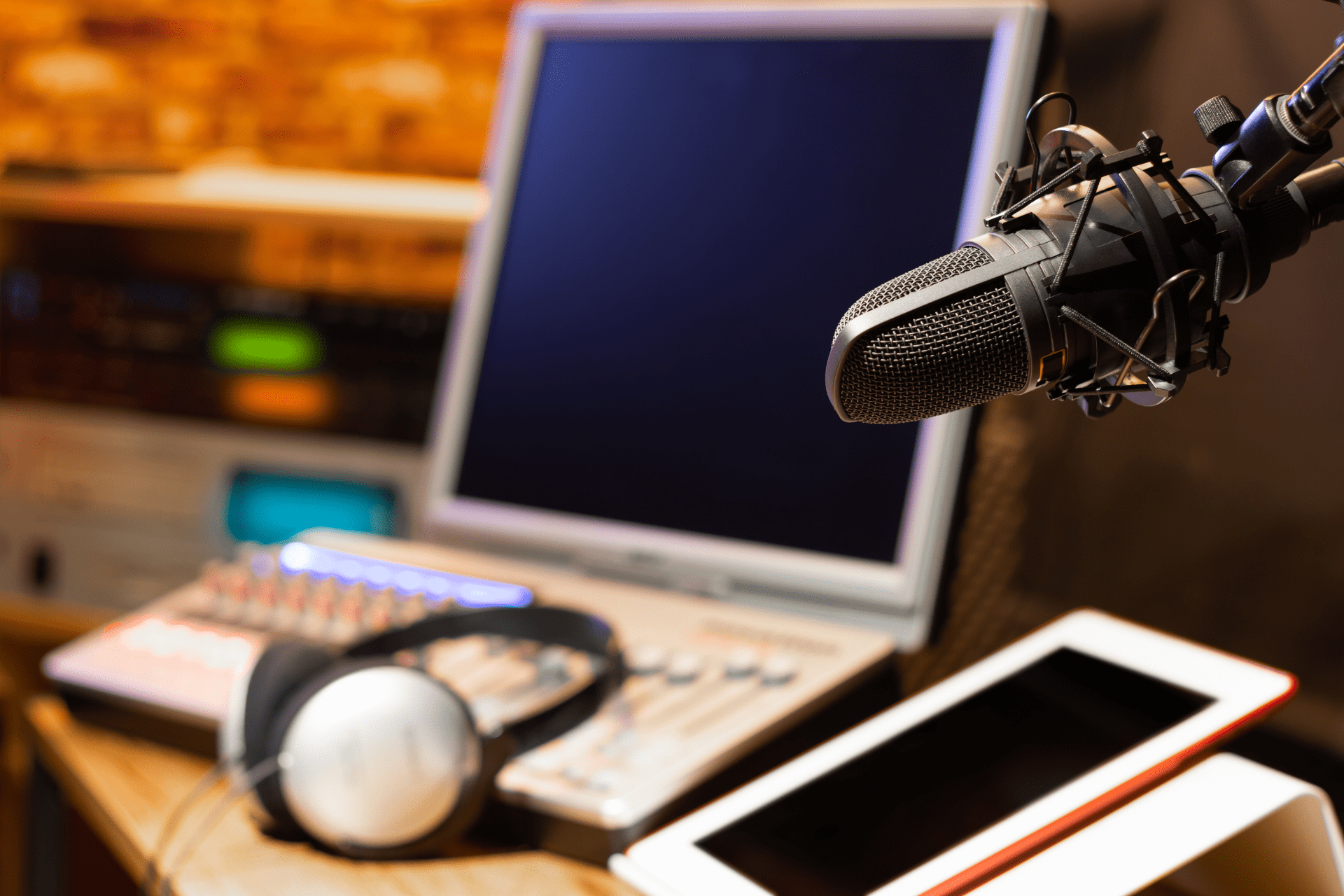 How to Become a Voice Actor: A Step-by-Step Guide — Lauren Bandman ...