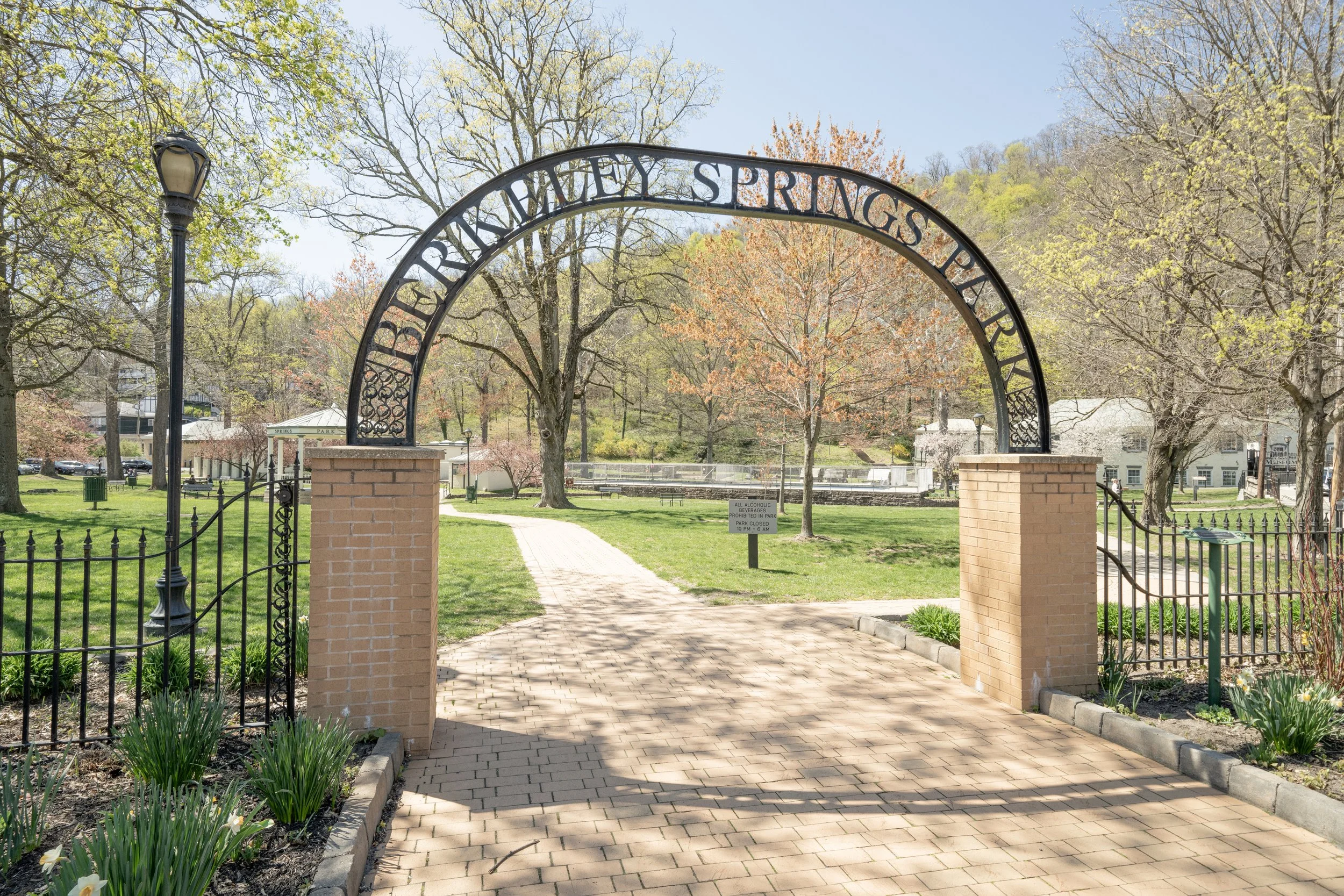 Things To Do in Berkeley Springs, West Virginia | Glamping Resort and ...