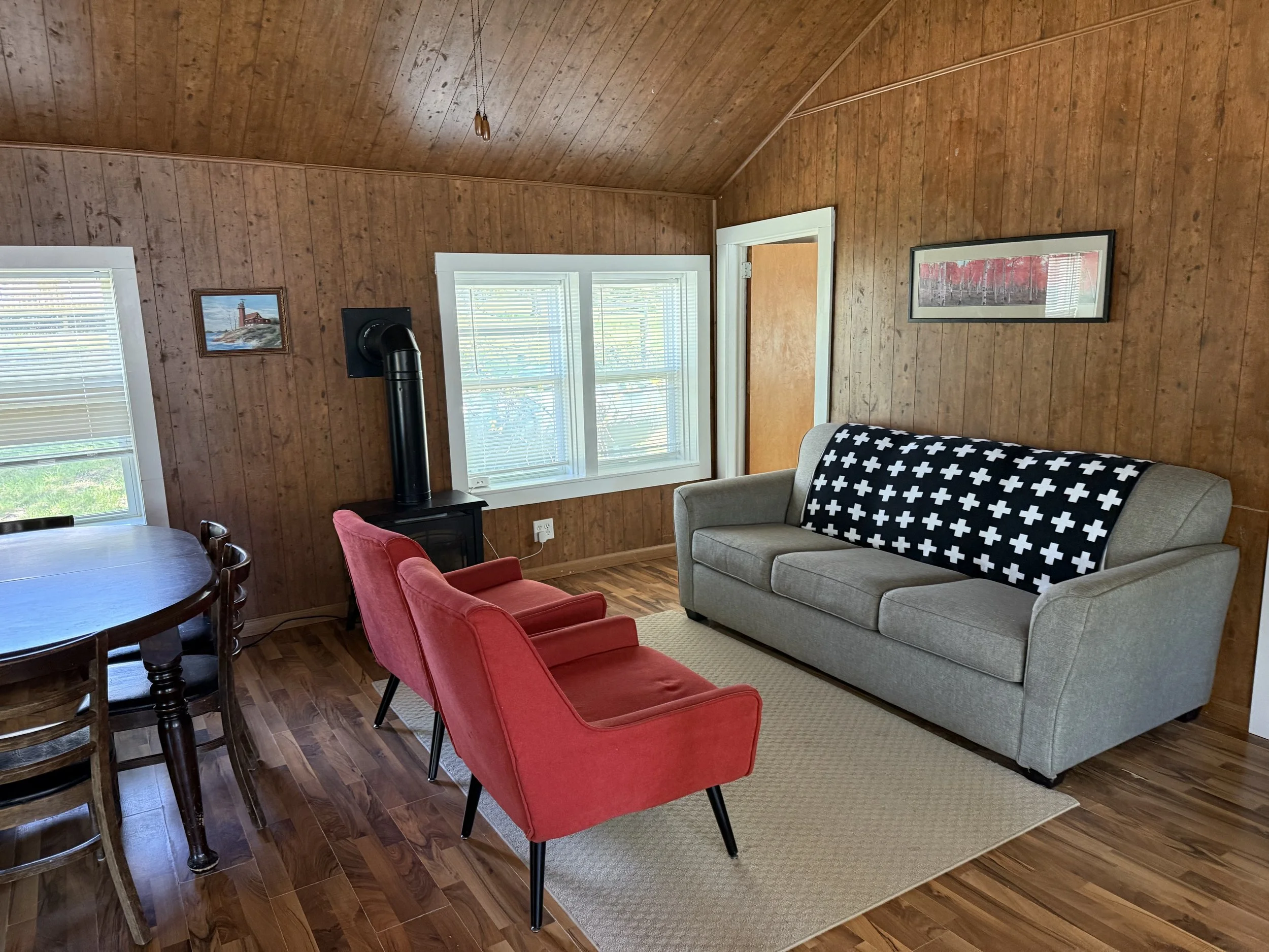 BROOKSIDE RESORT
