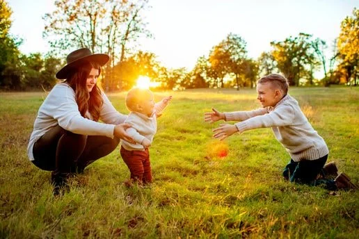 Crimsy Photography -Where Creative & Whimsy Meet-