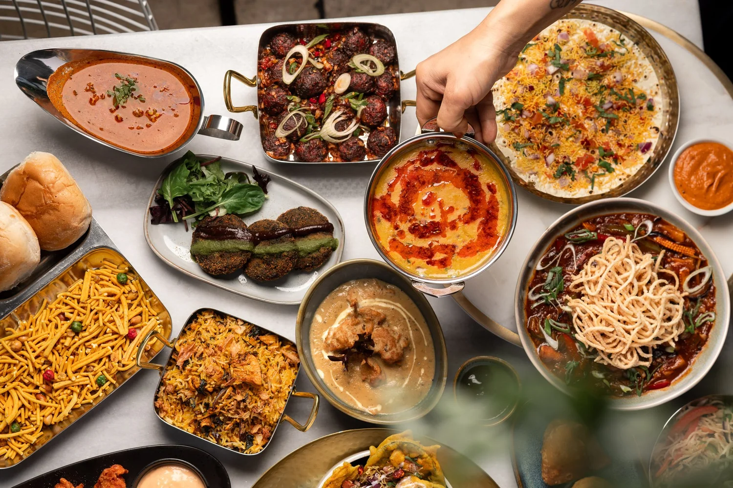PADHARO - Best Vegetarian Indian Restaurant in Southampton